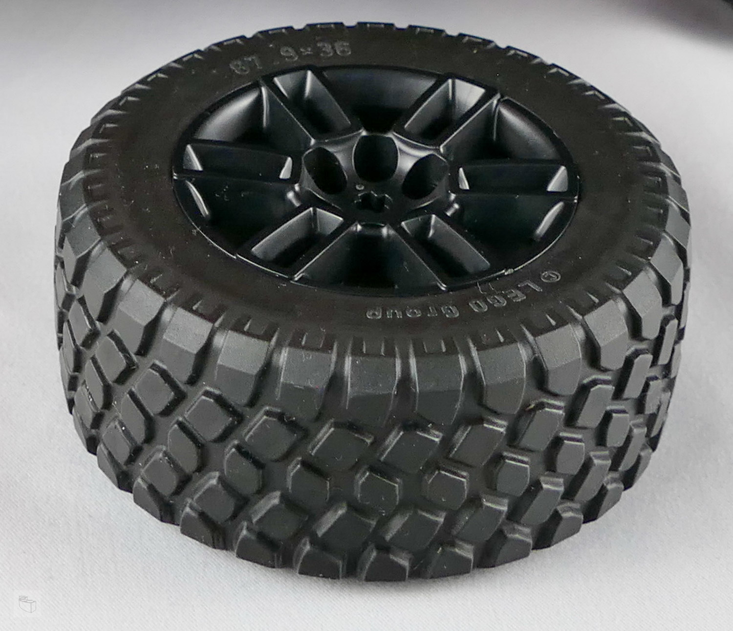 42177 Mercedes G500 148crop | The Rambling Brick